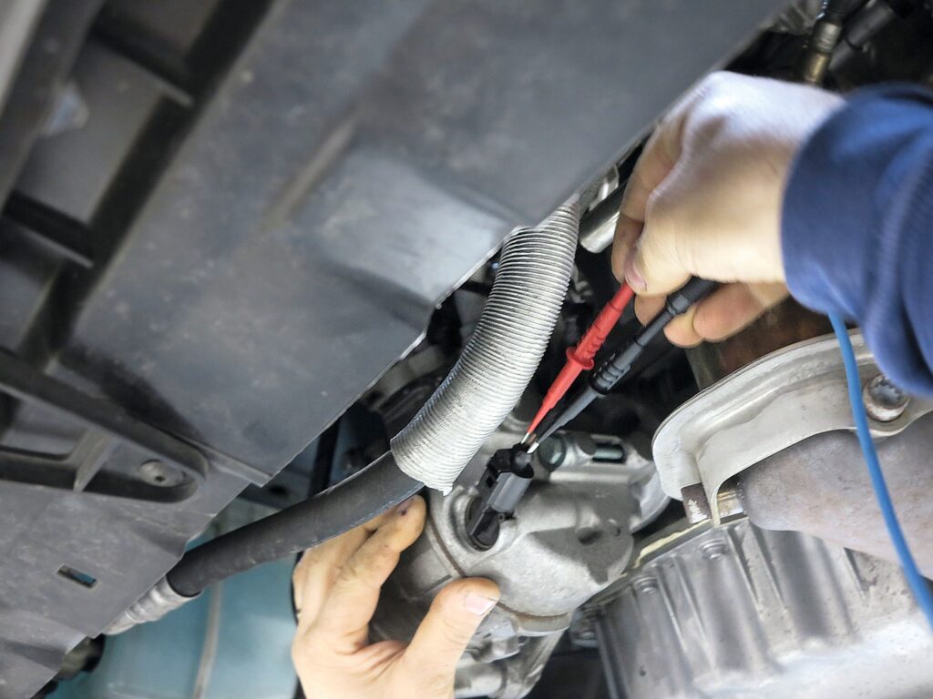 Das Regelventil am Klimakompressor - Krafthand