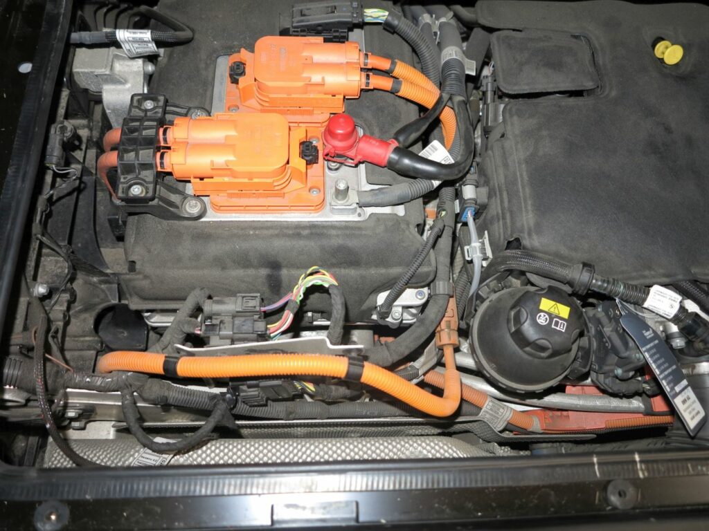 Warum eine Hinterachslenkung besonders für E-Autos geeignet ist - Krafthand