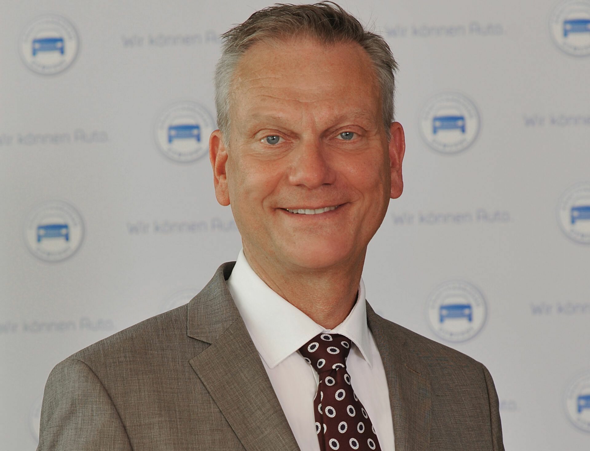 ZDK-Spitze ruft zum Zusammenhalt auf - Krafthand